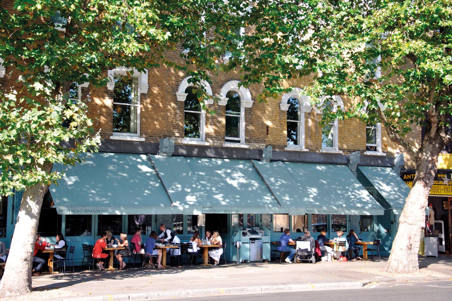 The Area - Chiswick Park